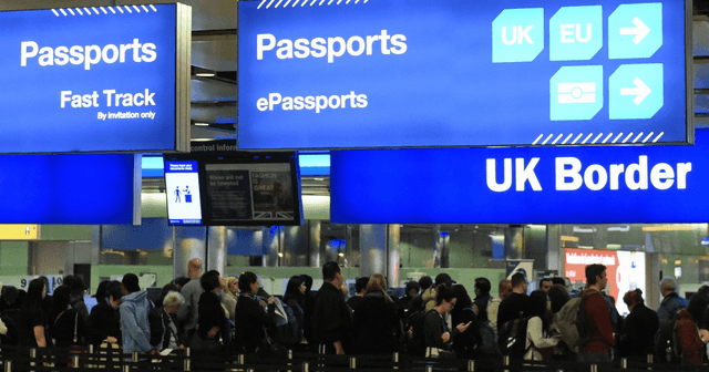 Best UK credit cards for airport lounges | Profee Blog